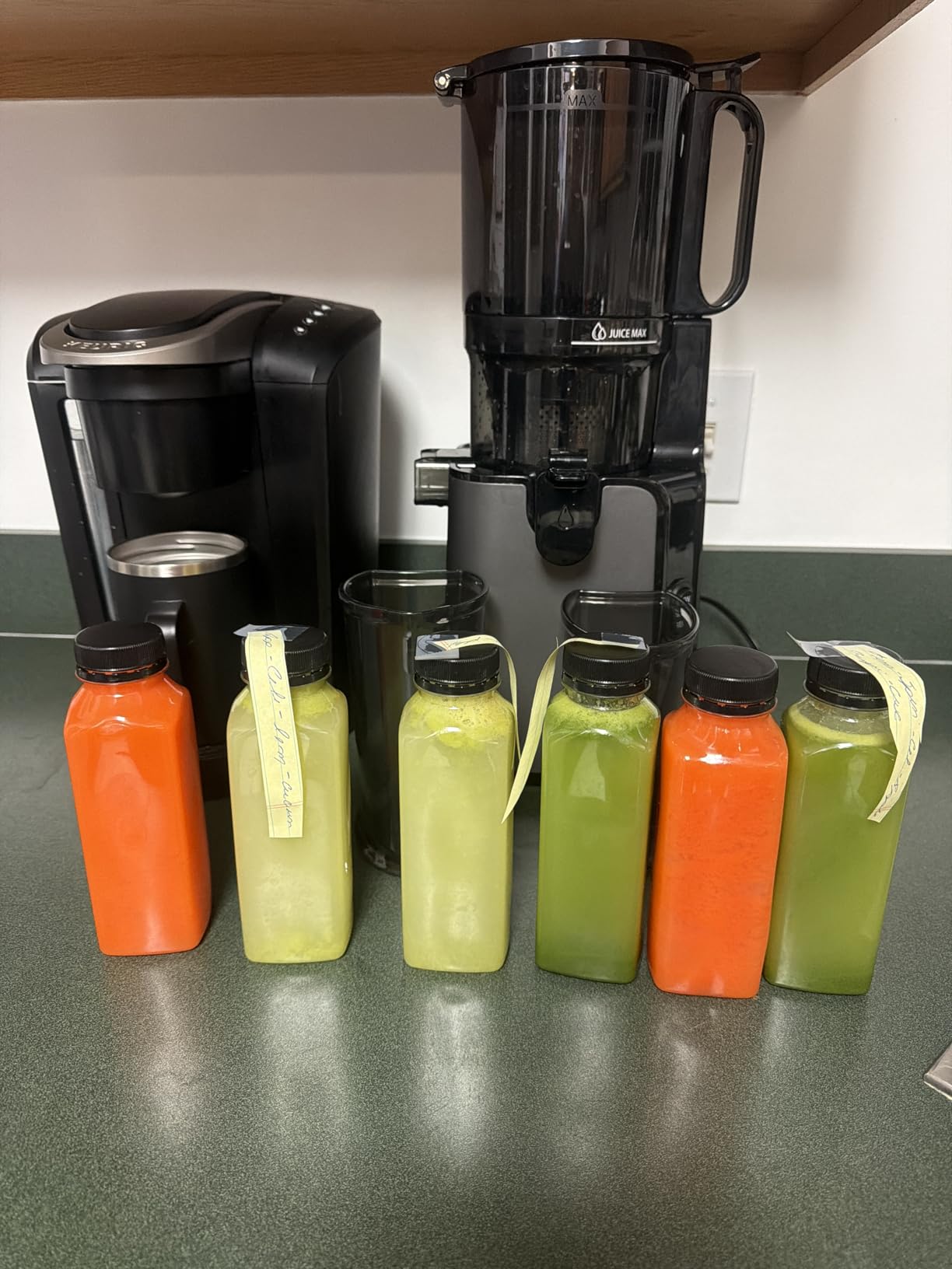 Best Juicers 2026: 10 Top Models Tested & Reviewed